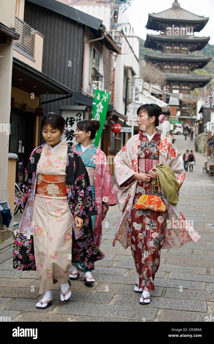 Japan, Honshu Island, Kinki Region, city of Kyoto, Gion District ...