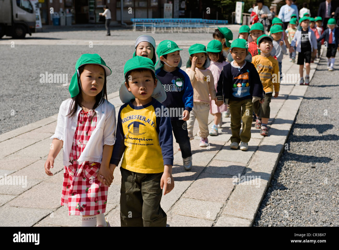 Schoolboy kyoto hi-res stock photography and images - Alamy