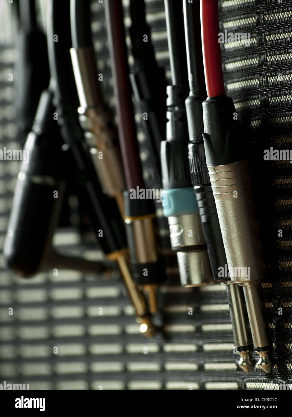 Audio cables on speaker cabinet hi-res stock photography and images - Alamy