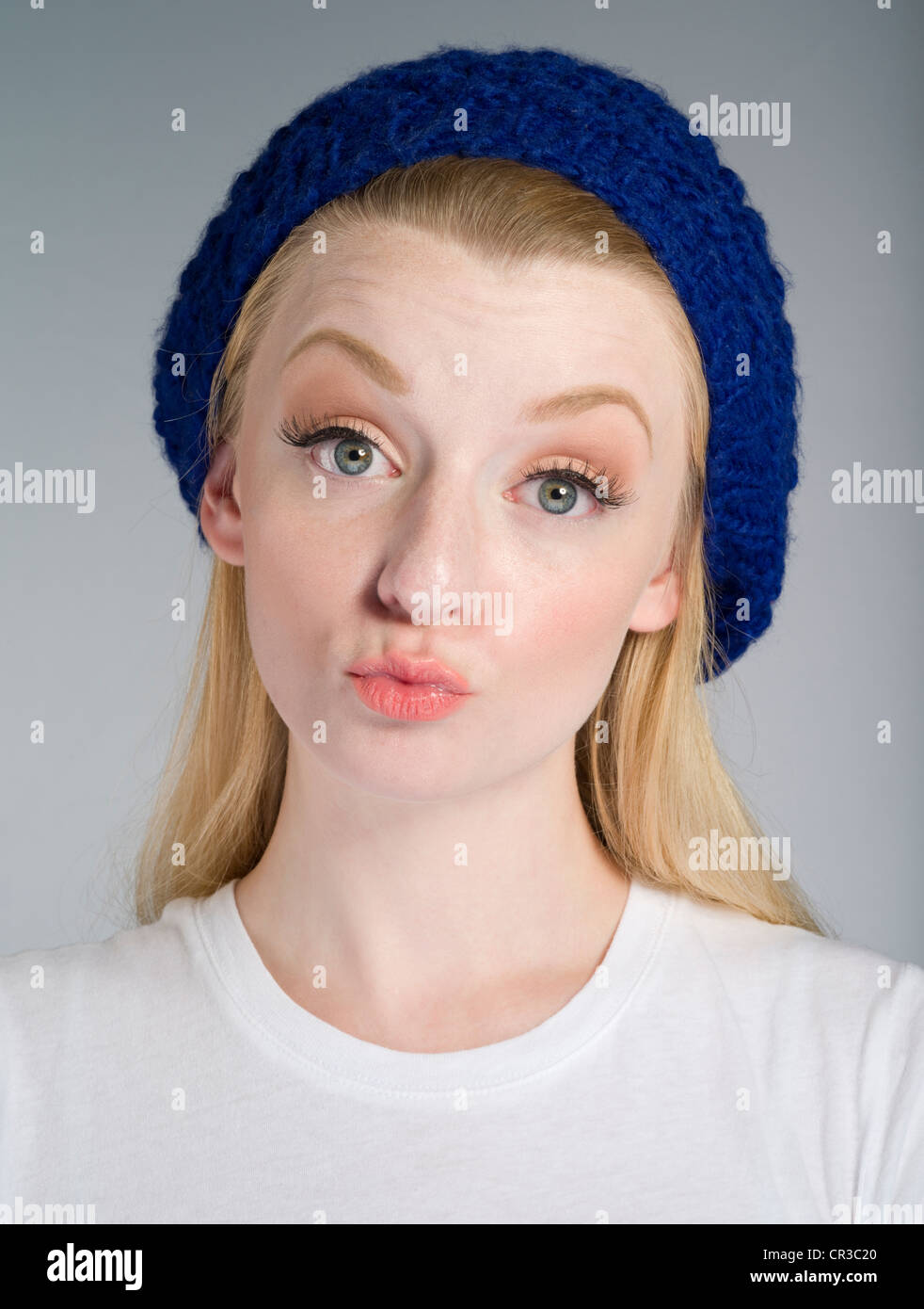 Duck with hat hi-res stock photography and images - Alamy