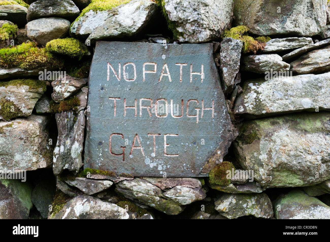 Through gate hi-res stock photography and images - Alamy