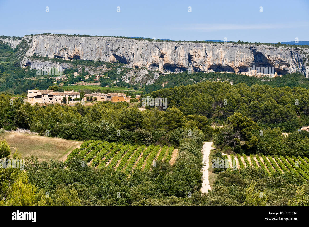 Monts de vaucluse hi-res stock photography and images - Alamy