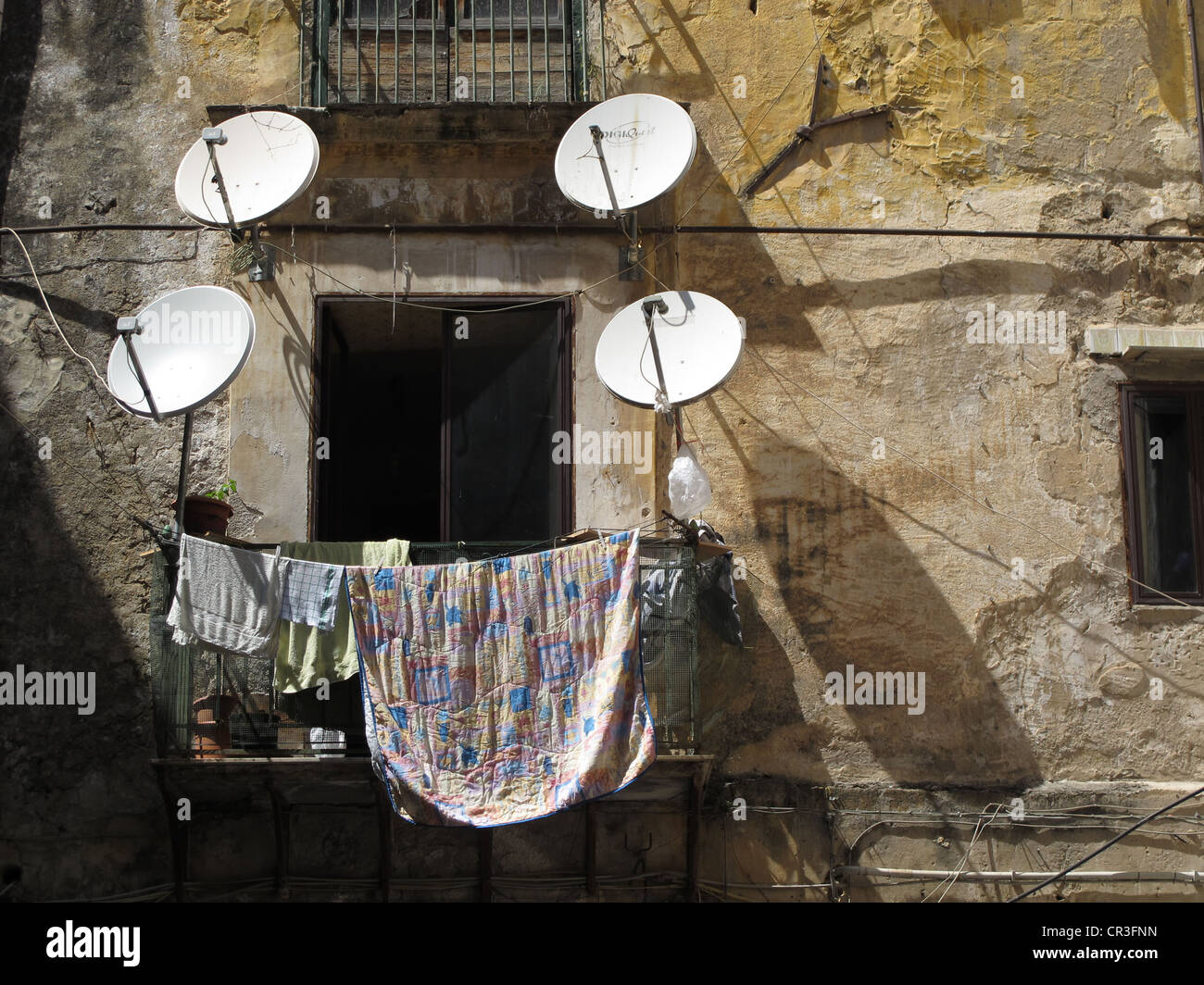 street scene in palermo sicily italy Stock Photo - Alamy