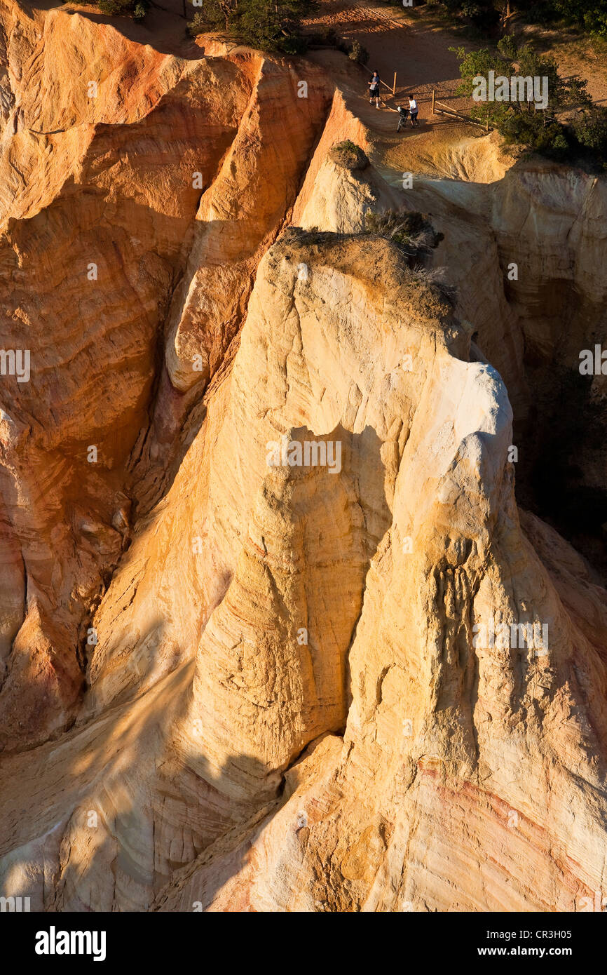 France, Vaucluse, Luberon, Rustrel, Colorado of Provence, ochres ...