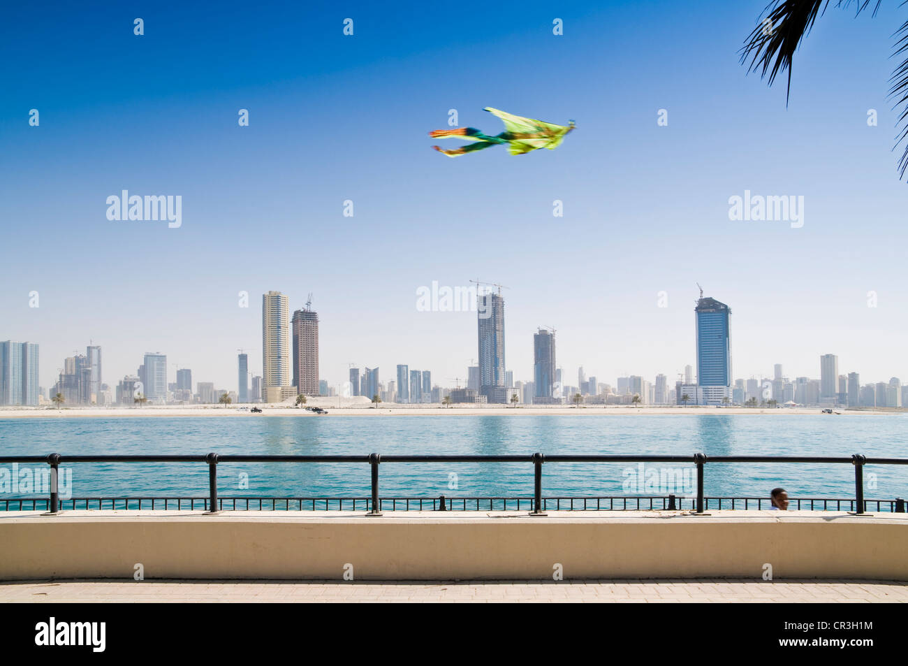 Emirates skyline hi-res stock photography and images - Alamy