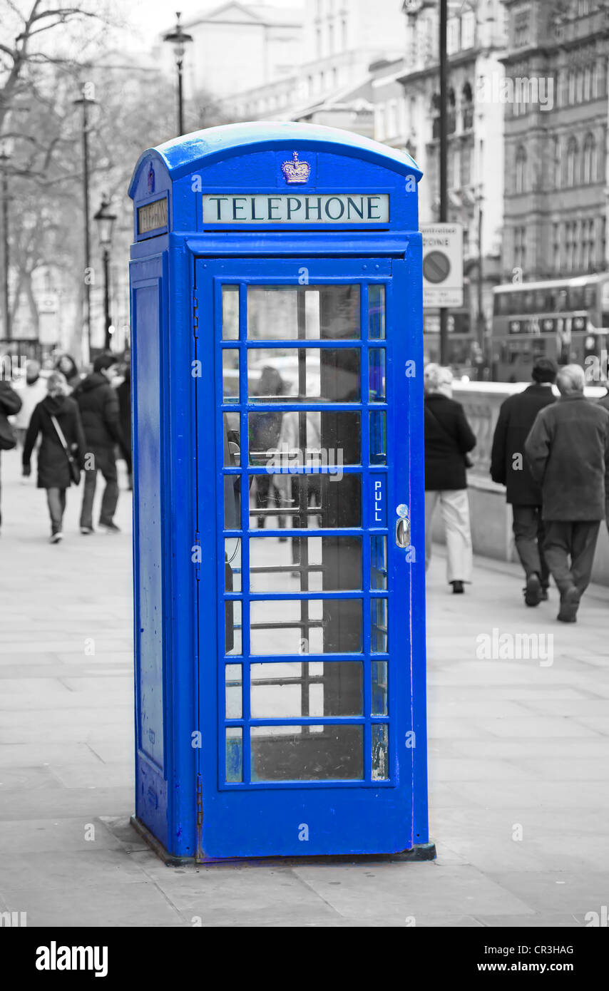 Traditional old style UK red phone box in London Stock Photo - Alamy