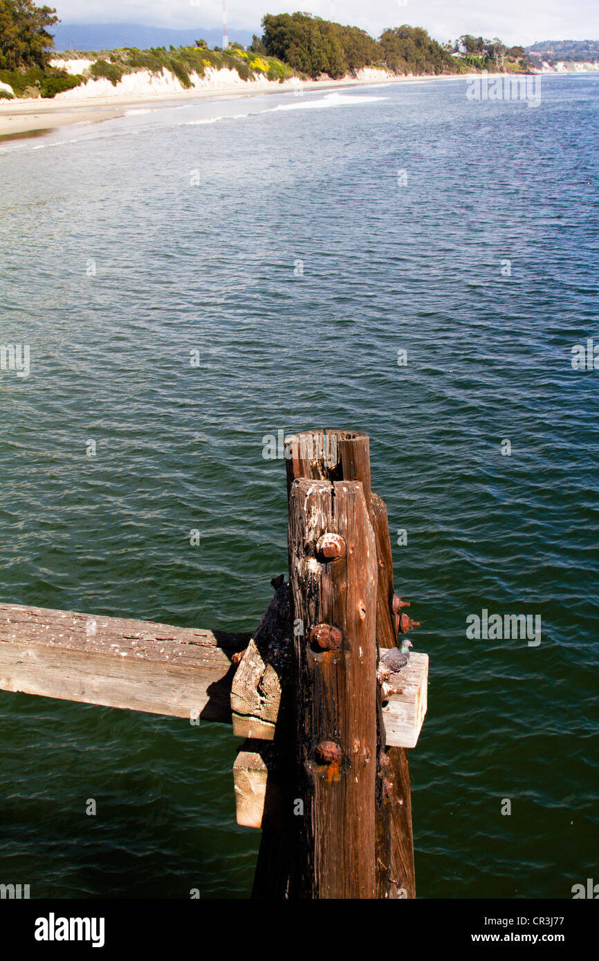 Pier piling hi-res stock photography and images - Alamy