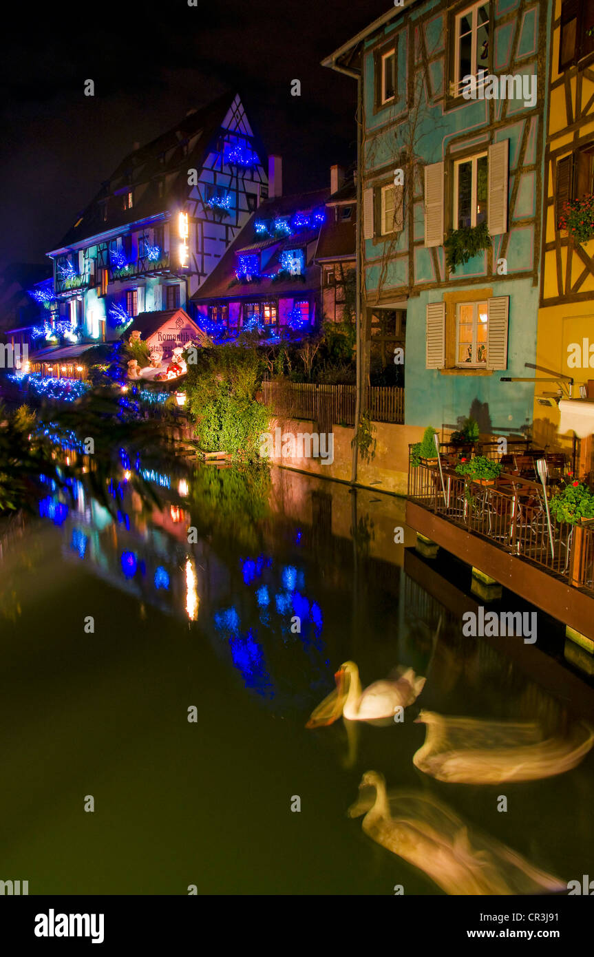 Historic centre of Colmar illuminated by Christmas lights, Colmar ...