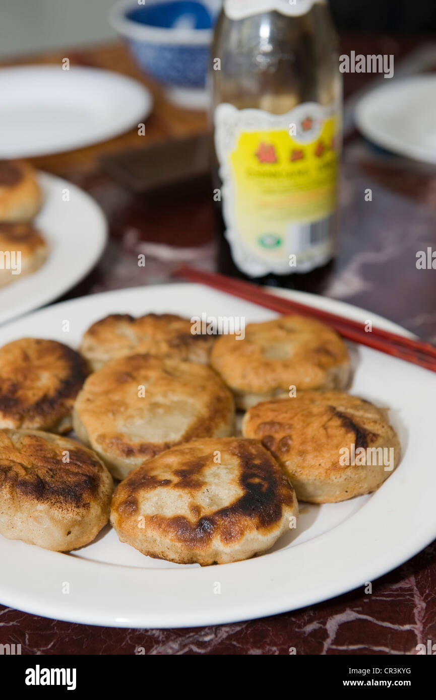 Traditional Chinese burgers Stock Photo - Alamy
