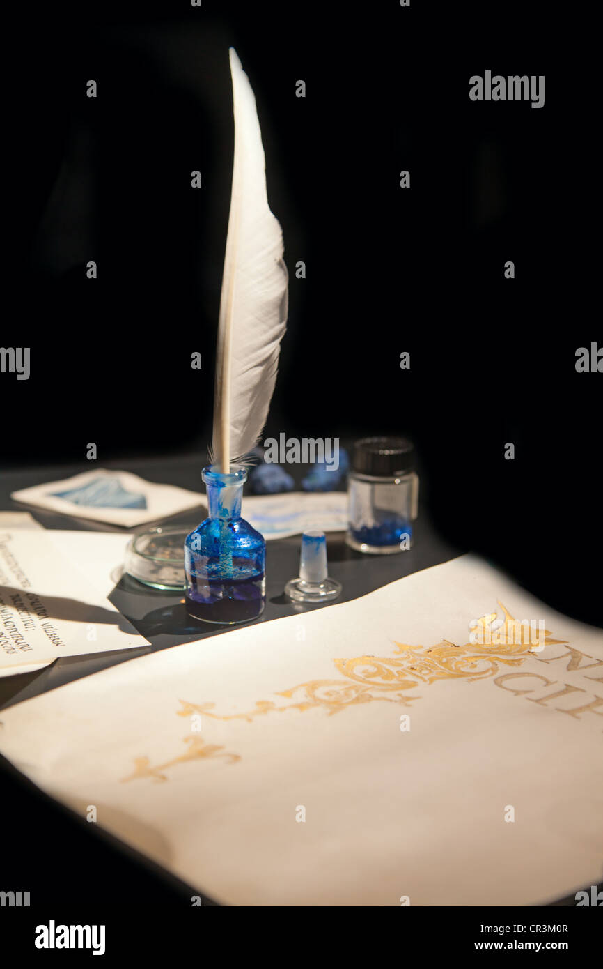 Ancient ink-writing set on the black background Stock Photo - Alamy