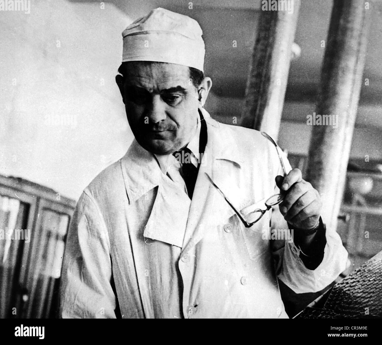 Soviet doctors hi-res stock photography and images - Alamy