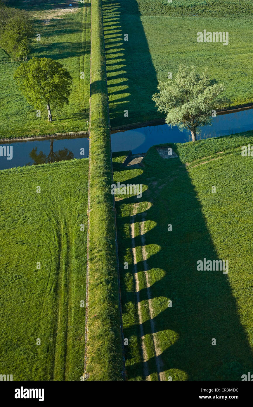 Avre bridge hi-res stock photography and images - Alamy