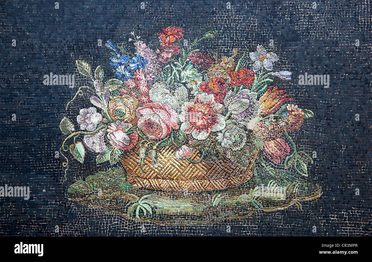 Ancient roman mosaic (floral decoration Stock Photo - Alamy