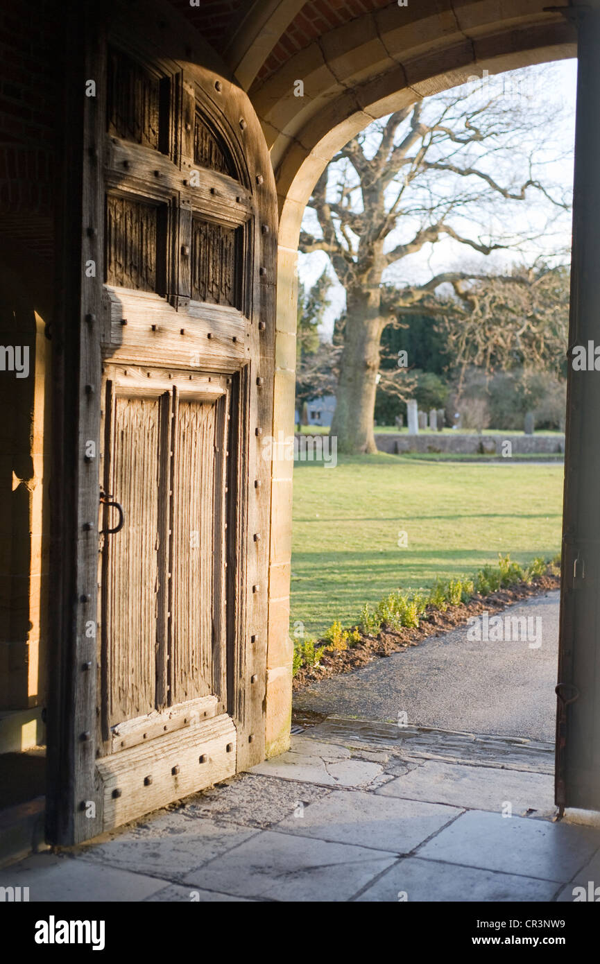 Oak manor hi-res stock photography and images - Alamy