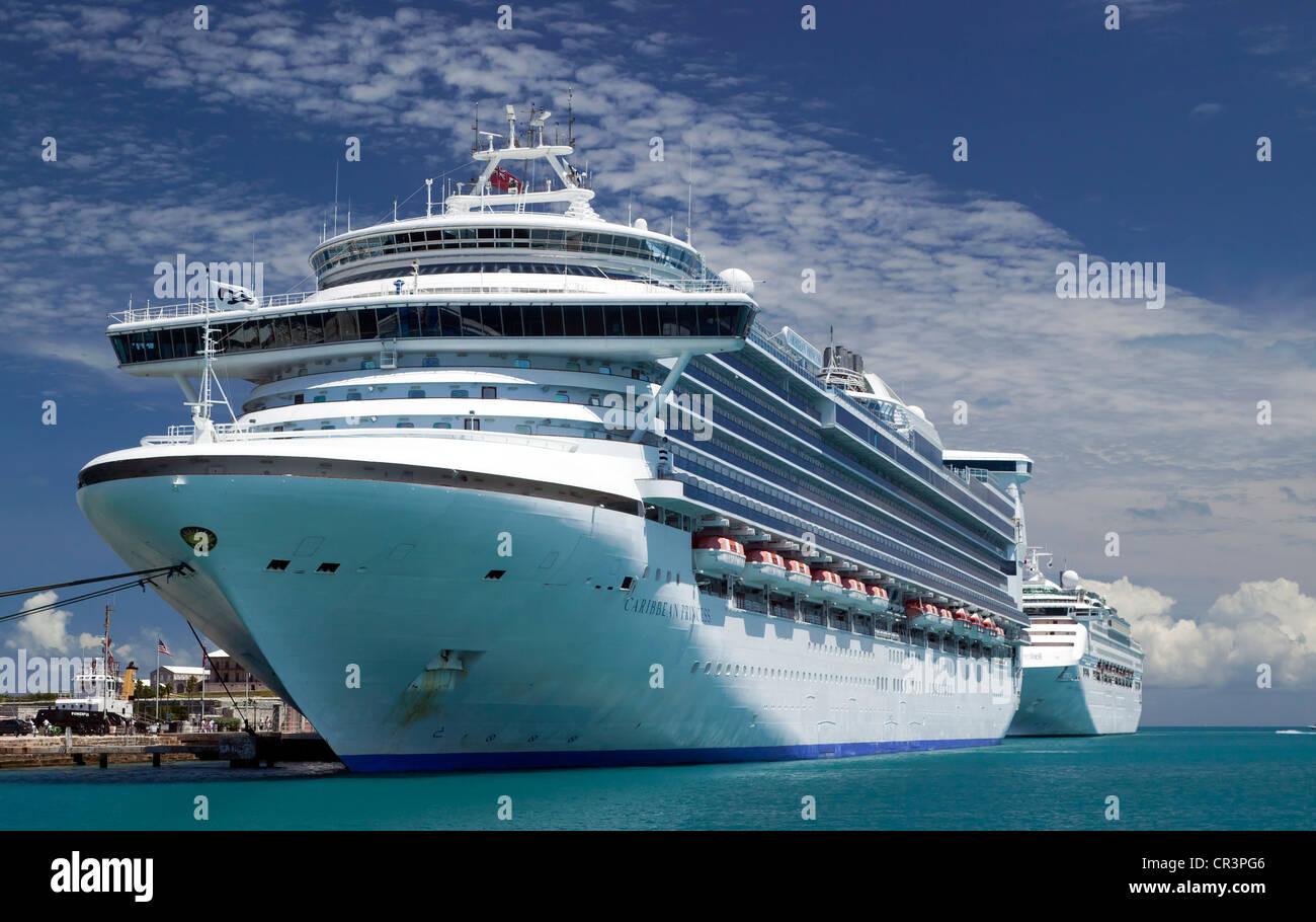 Cruise ships Caribbean Princess and Dawn Princess moored at the Cruise ...