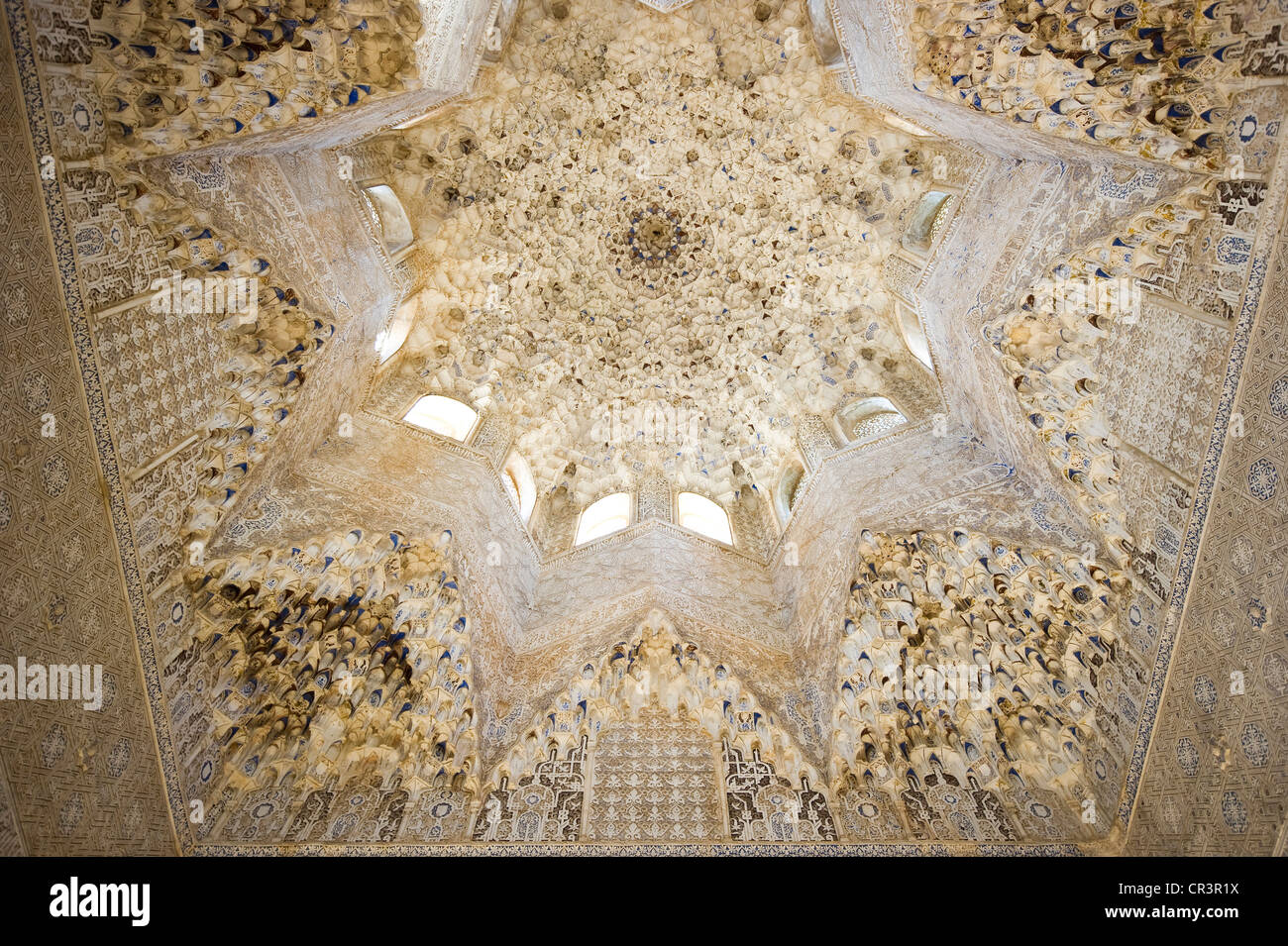 Alhambra granada inside hi-res stock photography and images - Alamy