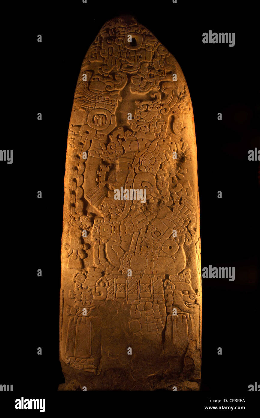 Stela 31 tikal hi-res stock photography and images - Alamy