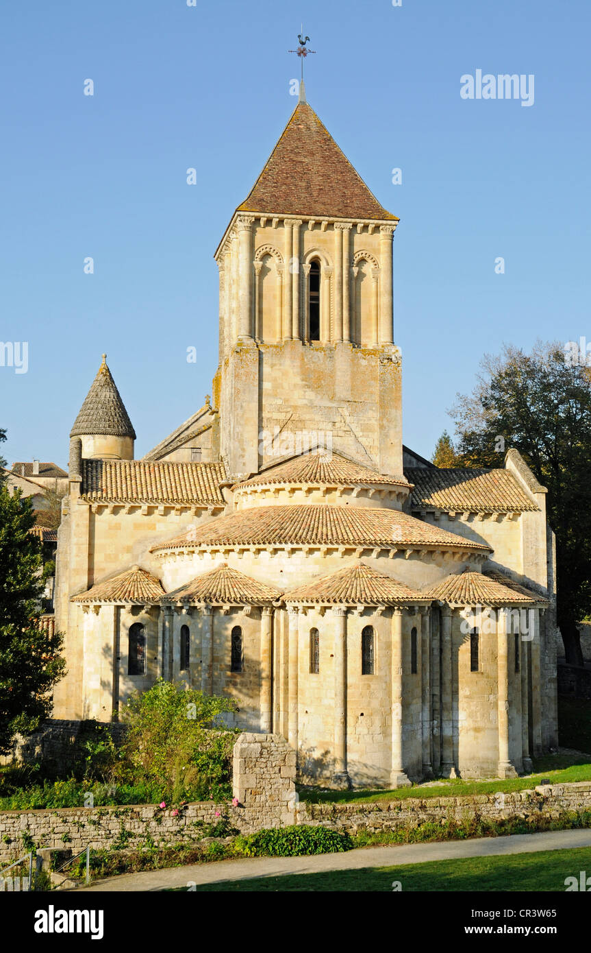 Eglise Saint Hilaire church, French Way, Way of St James, Melle ...