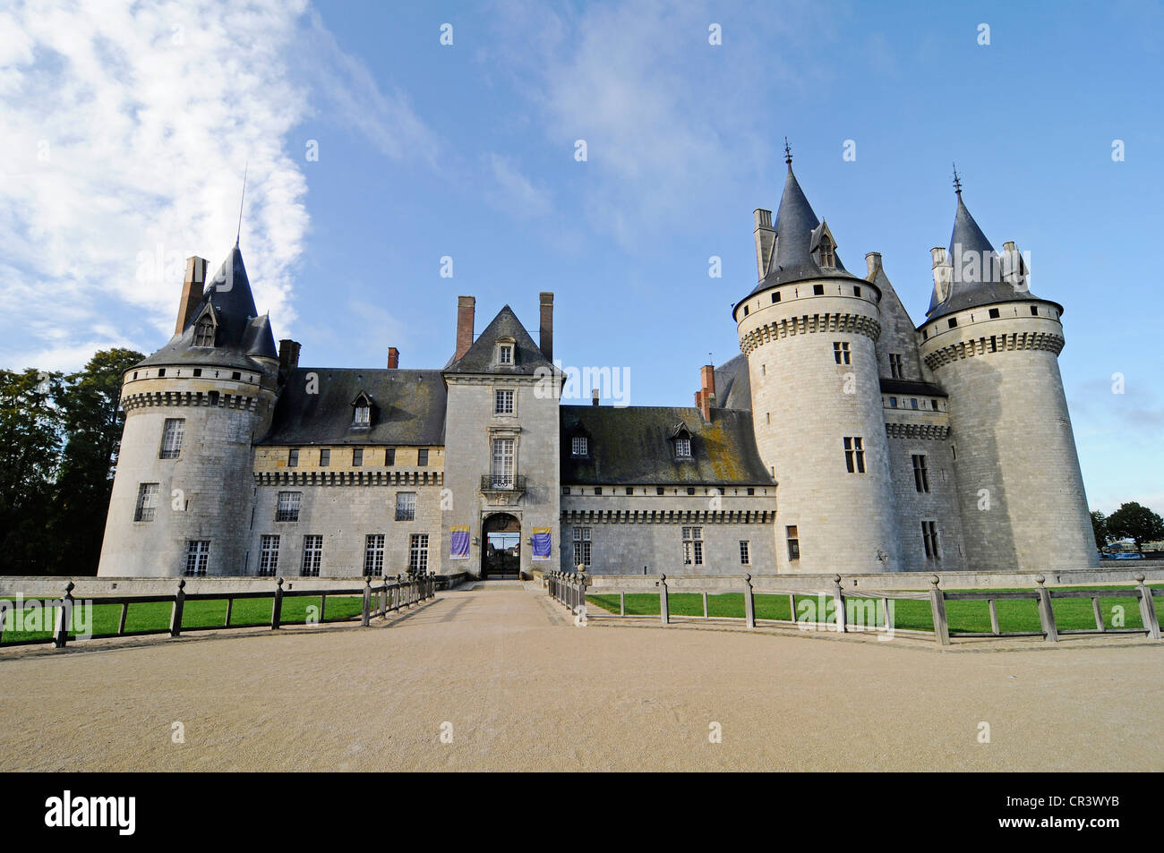 Chateau, castle, museum, Sully-sur-Loire, Loiret, Centre, France ...