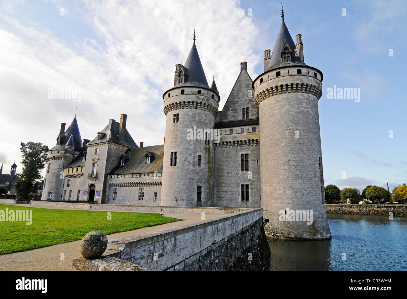 Chateau, castle, museum, Sully-sur-Loire, Loiret, Centre, France ...
