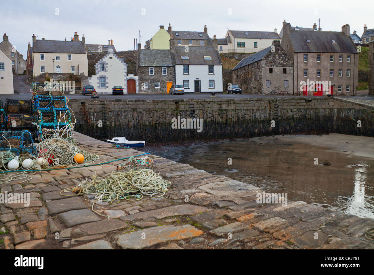 The 17th century harbour, Portsoy, Aberdeenshire, Scotland, UK Stock ...