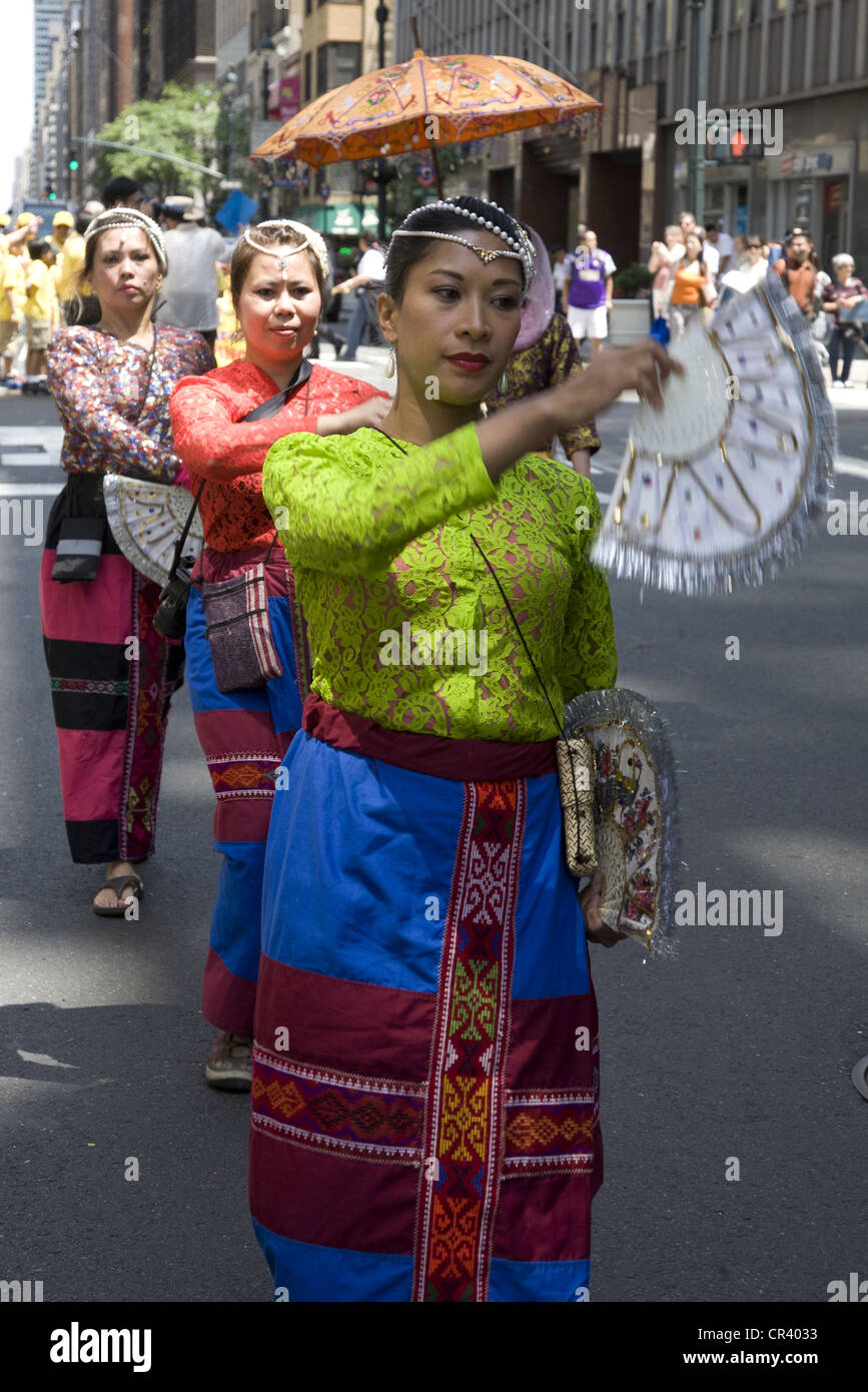 Filipino Independence Day Parade, Madison Avenue, New York City Stock ...