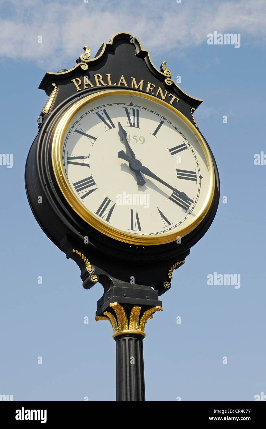 Street clock, Bucharest, Romania, Eastern Europe, Europe, PublicGround ...