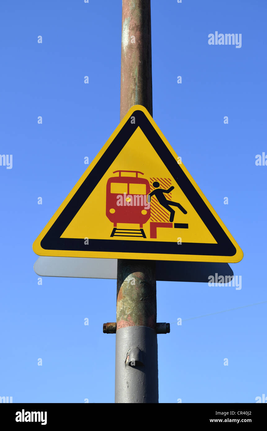 Warnign sign, warning of undertow and falling off the platform, Germany ...
