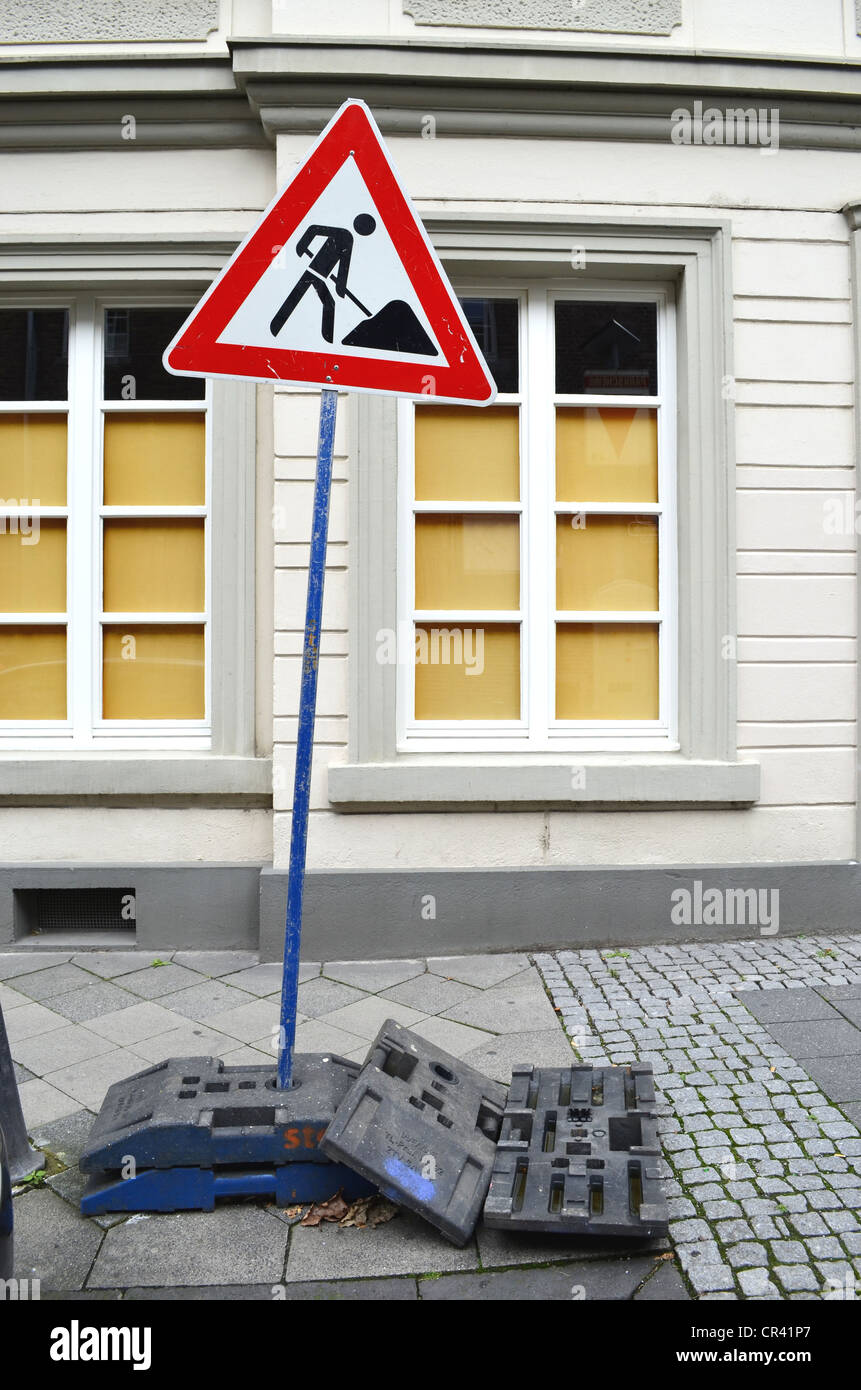 Warning sign for a construction site, historic town centre, Duesseldorf ...