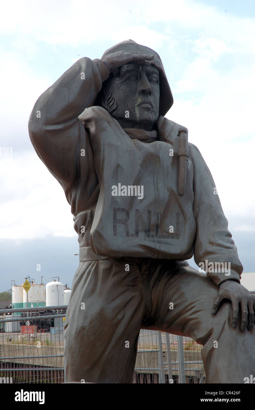 RNLI memorial statue near Bascule Bridge, Lowestoft, Suffolk, UK Stock ...