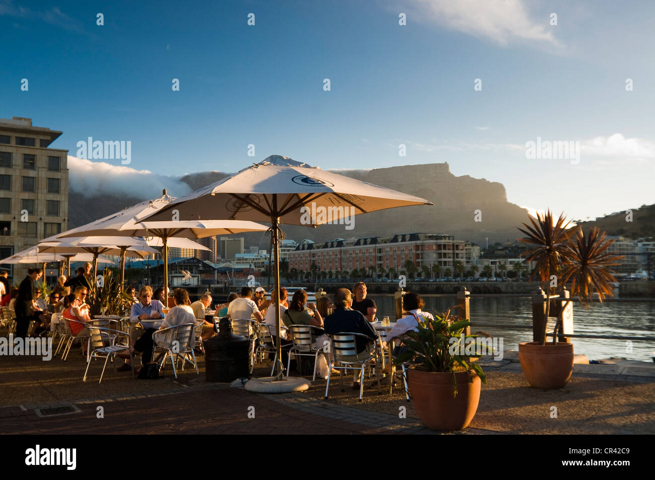 People in street cafes, Table Mountain, Victoria & Alfred Waterfront ...