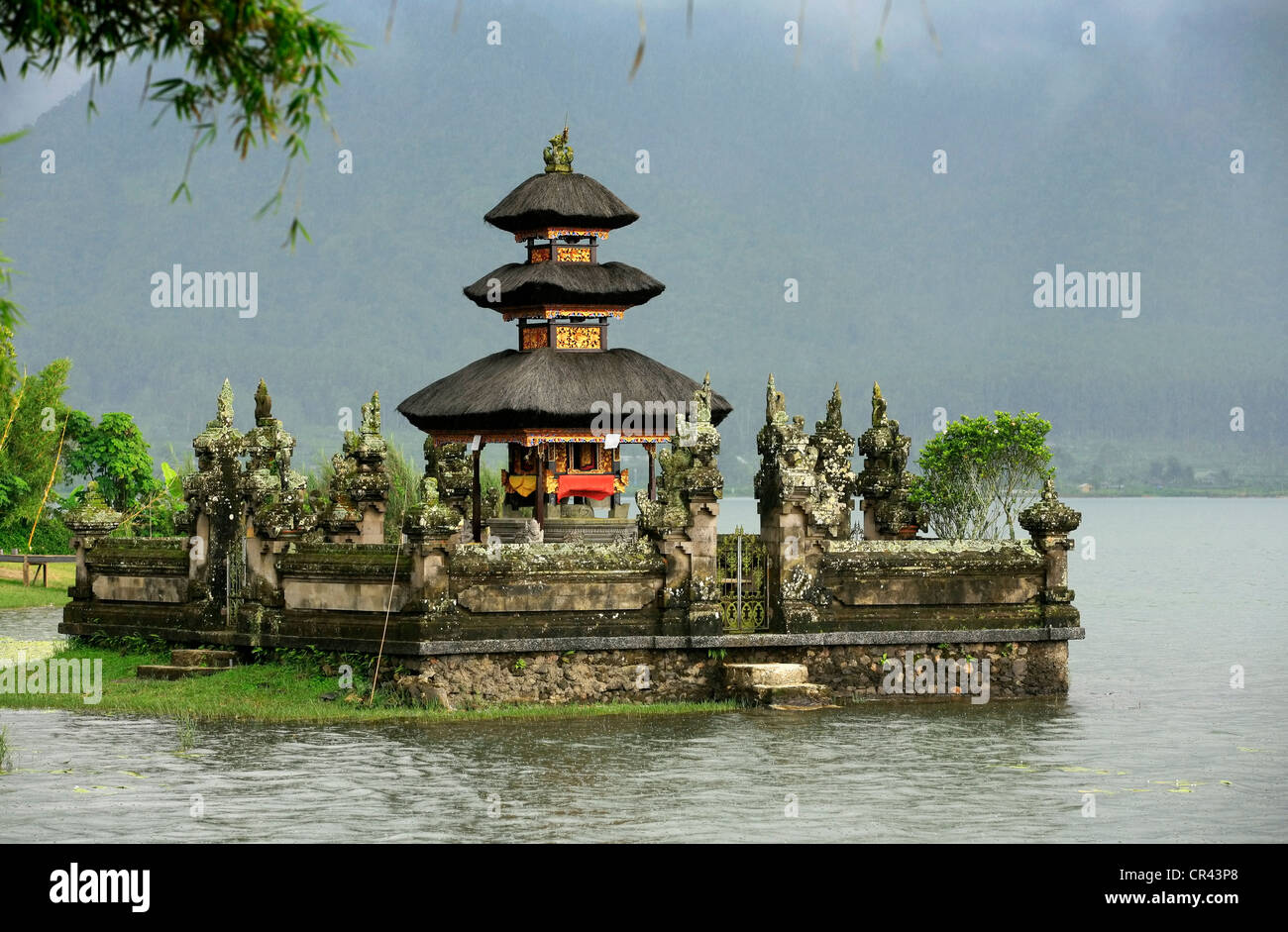 Bali temple hi-res stock photography and images - Alamy