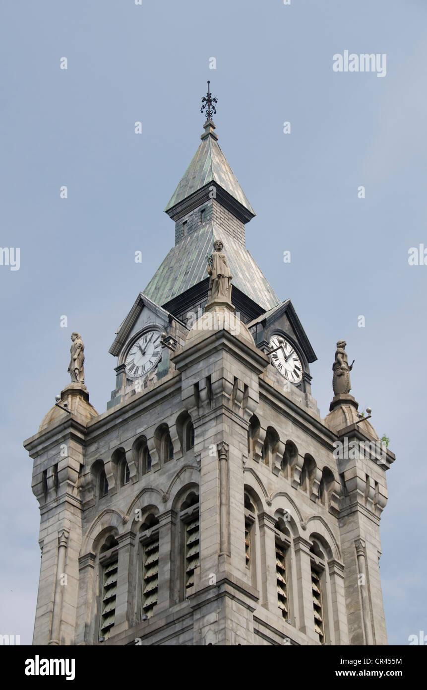 New York, Buffalo. Historic Erie County Hall & clock tower (old city ...