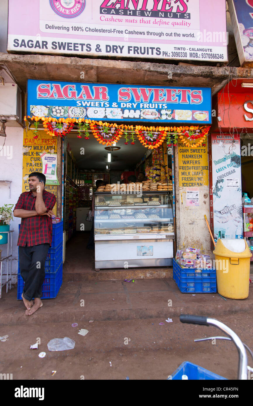 Calangute high street hi-res stock photography and images - Alamy