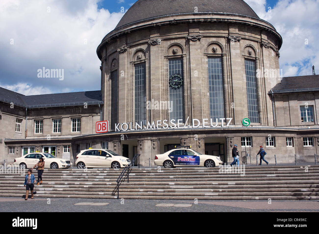Cologne Messe (Trade Fair) Deutz railway station Germany Stock Photo ...
