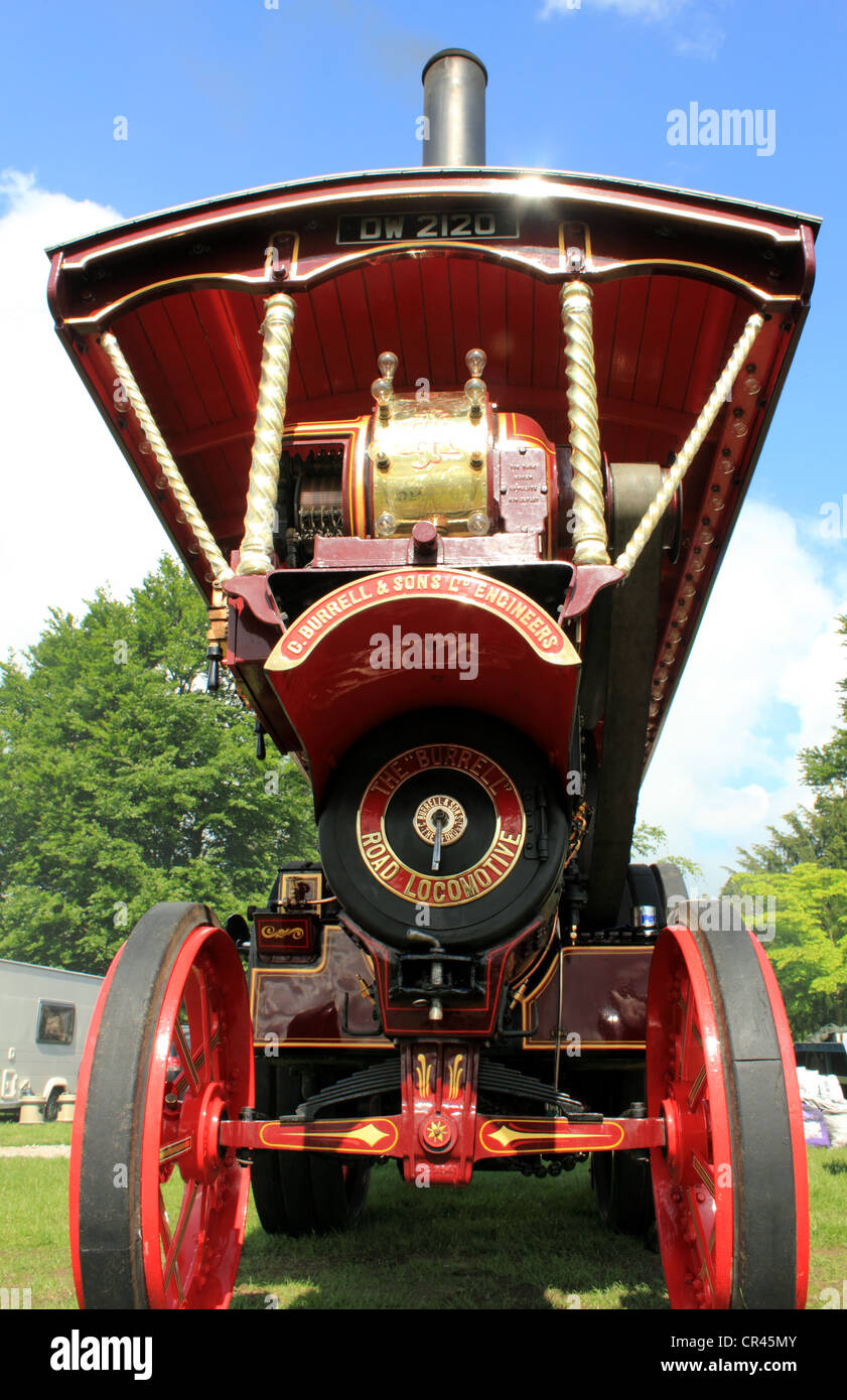 Steam Traction Road Engine from bygone days at a Classic Vintage Rally ...