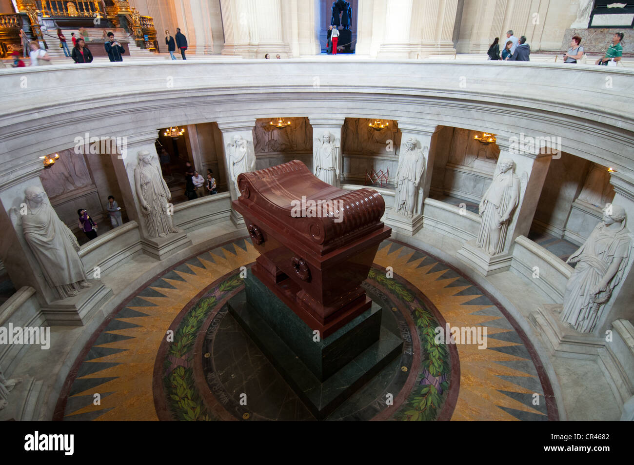 Tomb of napoleon hi-res stock photography and images - Alamy