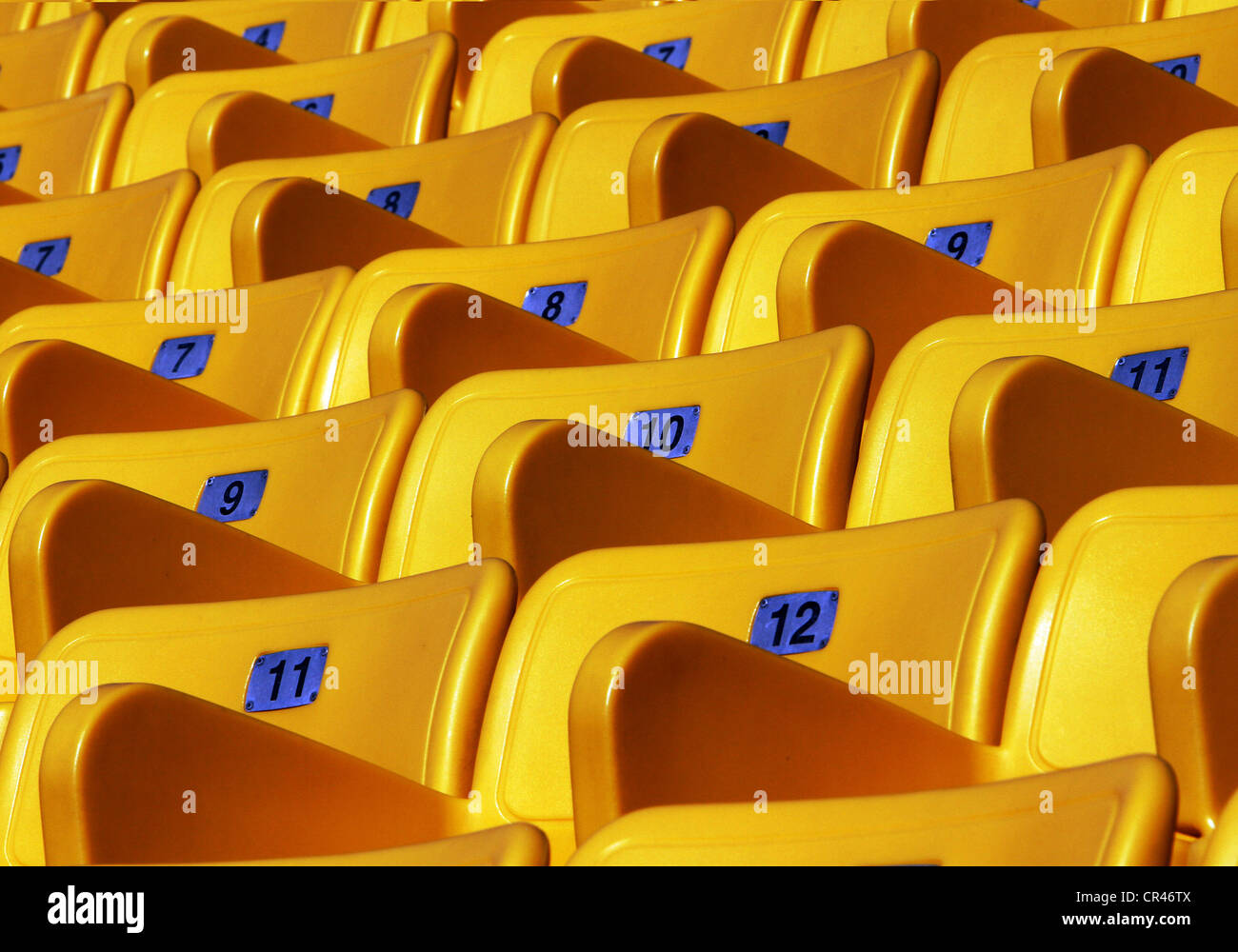 Stadium seating hi-res stock photography and images - Alamy