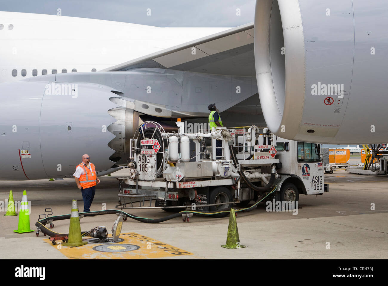 Boeing 747 8 hi-res stock photography and images - Alamy