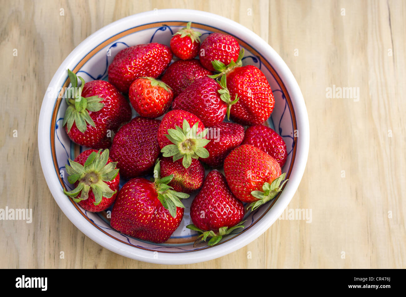 Strawberries with great colors and amazing light Stock Photo - Alamy