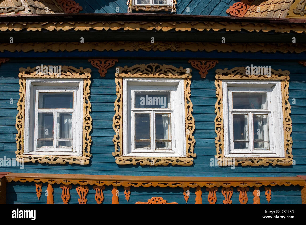 Russia, Goritsy, facade of an isba (traditional wooden house) with ...