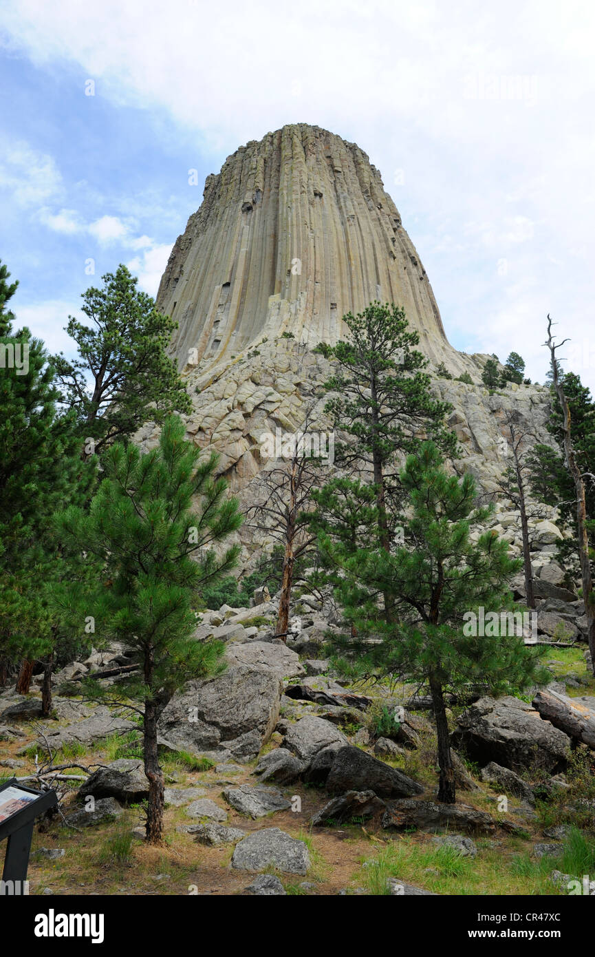 Repelling tower hi-res stock photography and images - Alamy