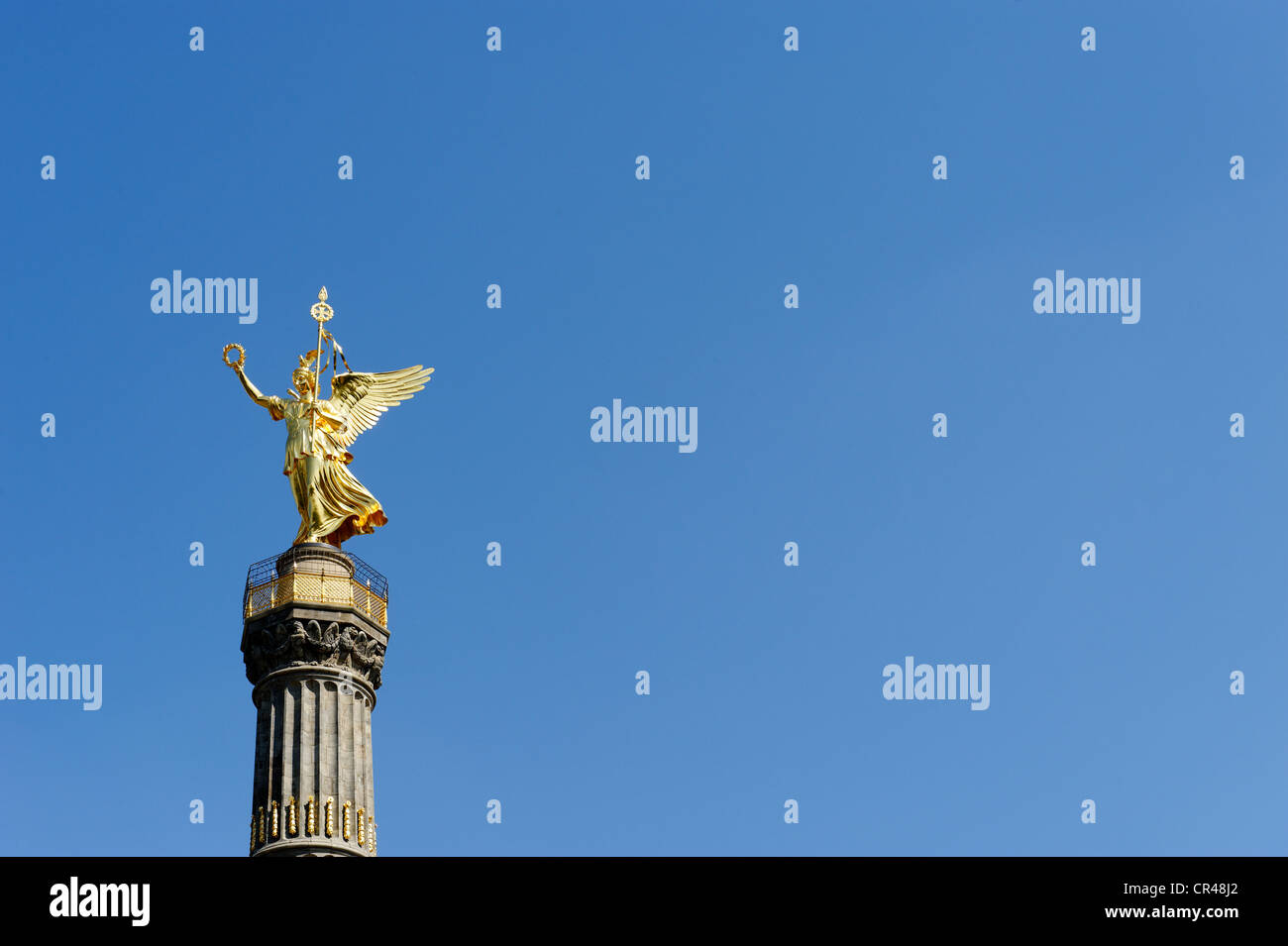 Victory Column at Grosser Stern, Strasse des 17 Juni, Berlin, Germany ...
