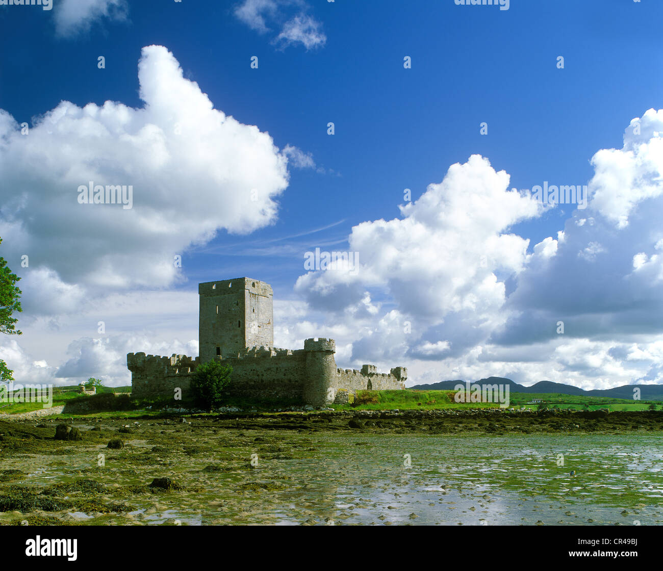 Doe Castle, Creeslough, County Donegal, Republic of Ireland, Europe ...
