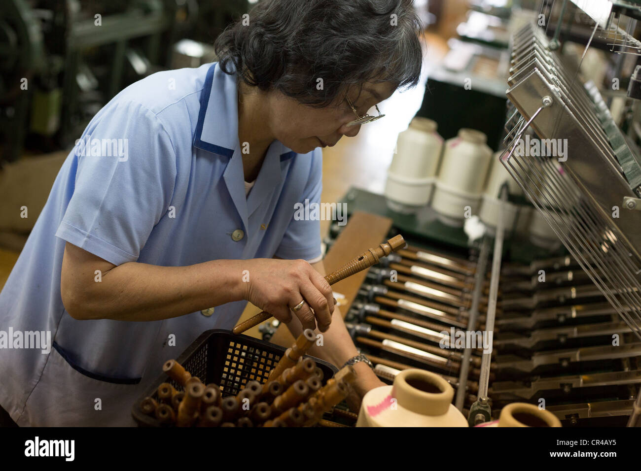 Japanese silk fabric hi-res stock photography and images - Alamy