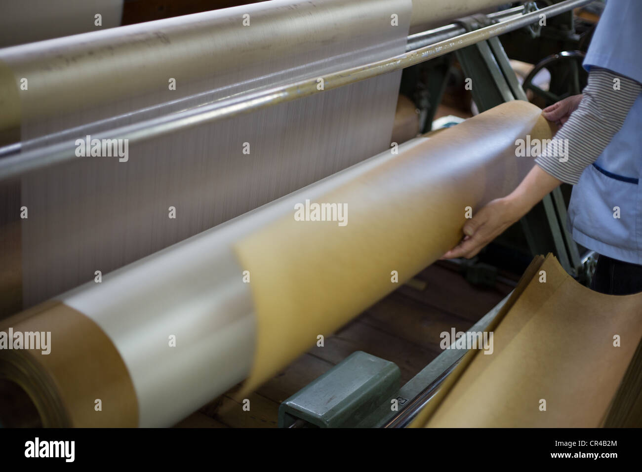 Silk factory and japan hi-res stock photography and images - Alamy