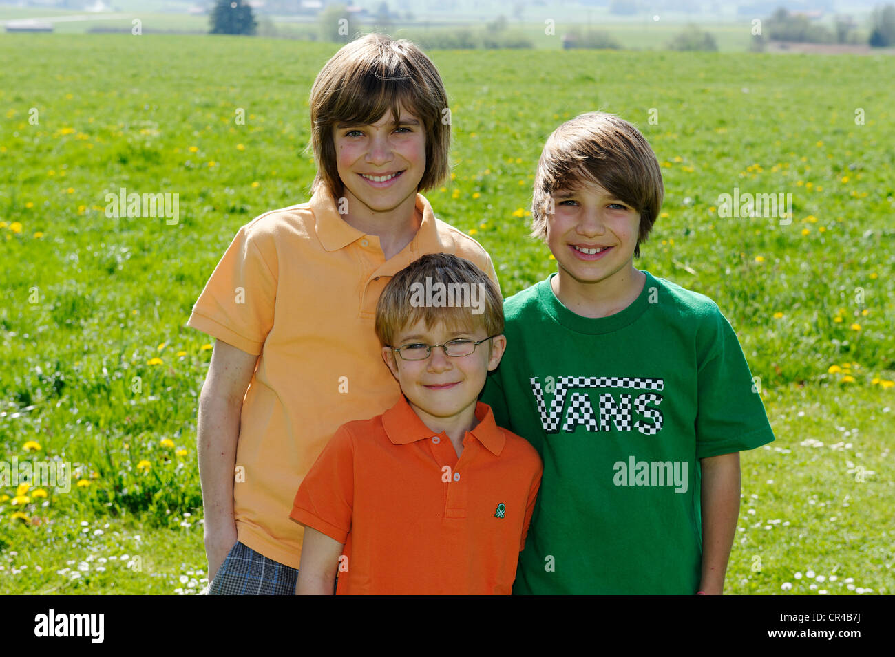 Three boys, brothers, siblings Stock Photo - Alamy