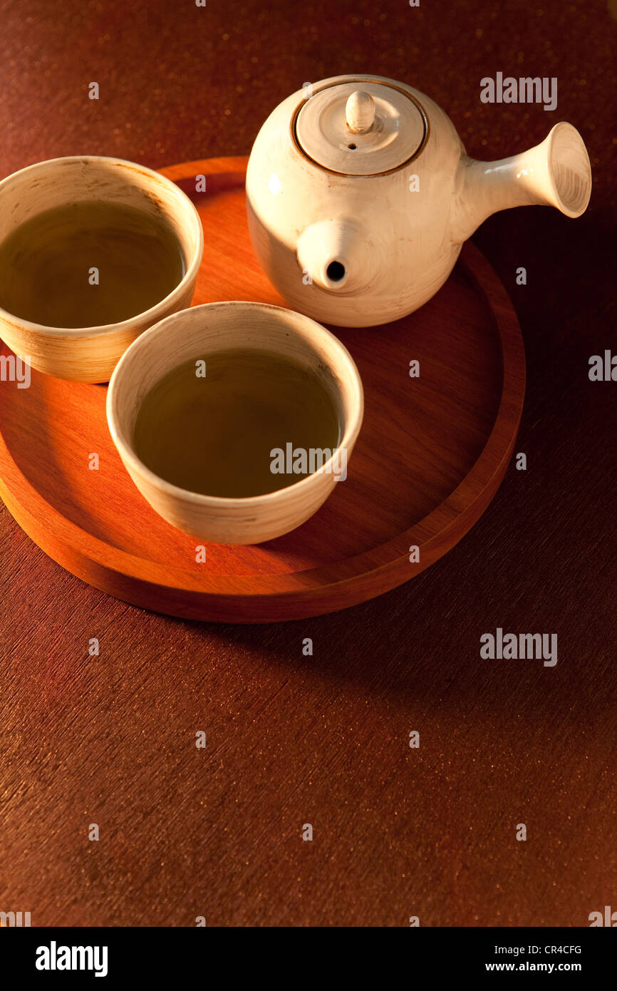 Teapot and Two Tea Cups Stock Photo - Alamy