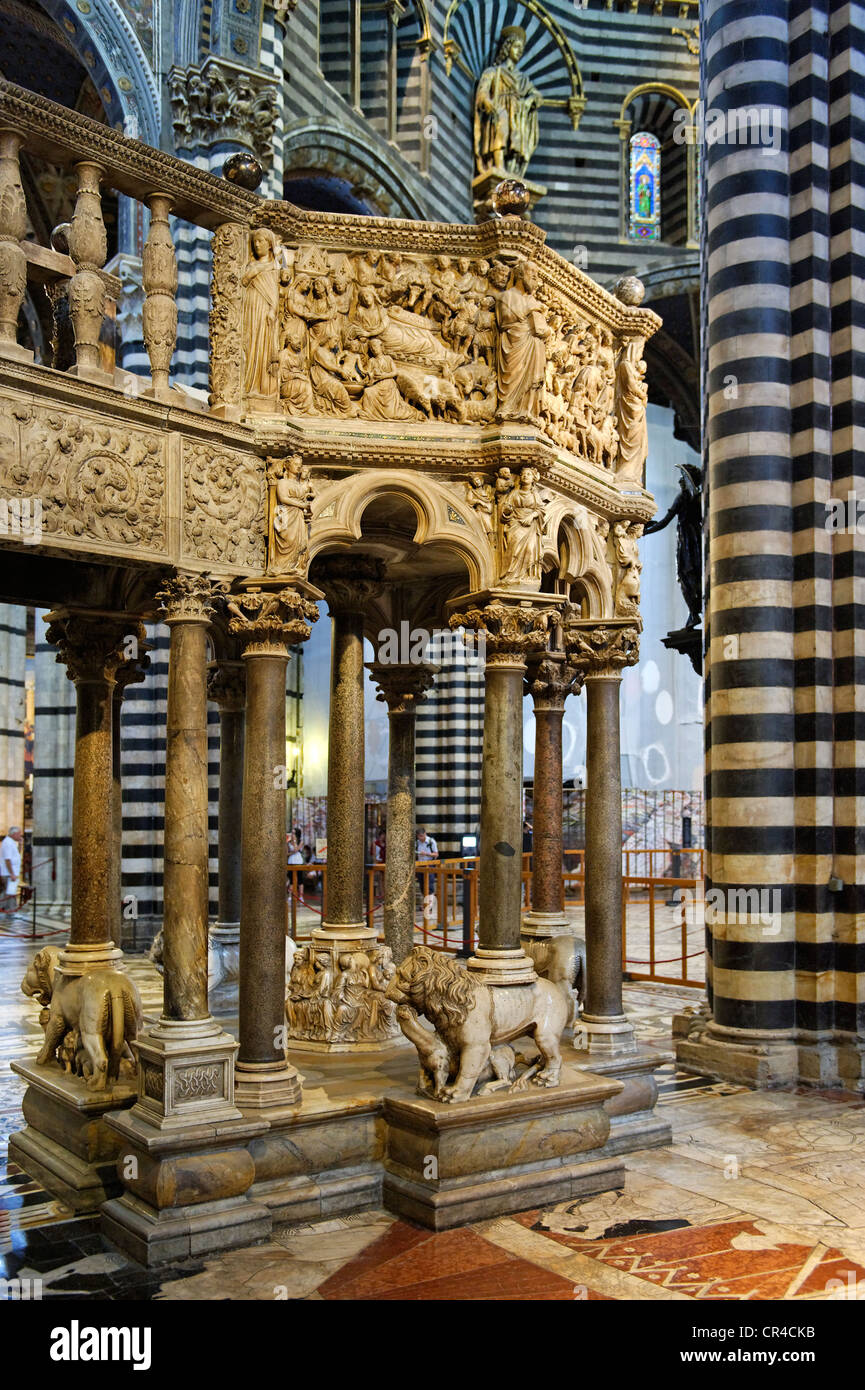 Pulpit by Niccolo Pisano, Duomo di Siena, Cattedrale di Santa Maria ...