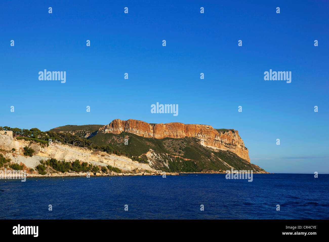 France, Bouches du Rhone, Cassis, Baie de Cassis, Cap Canaille Stock ...